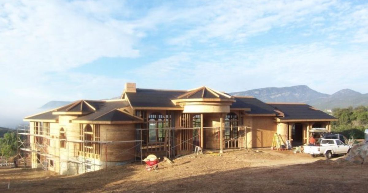 What To Expect When Building A Custom Home From Scratch - Mitchell Construction